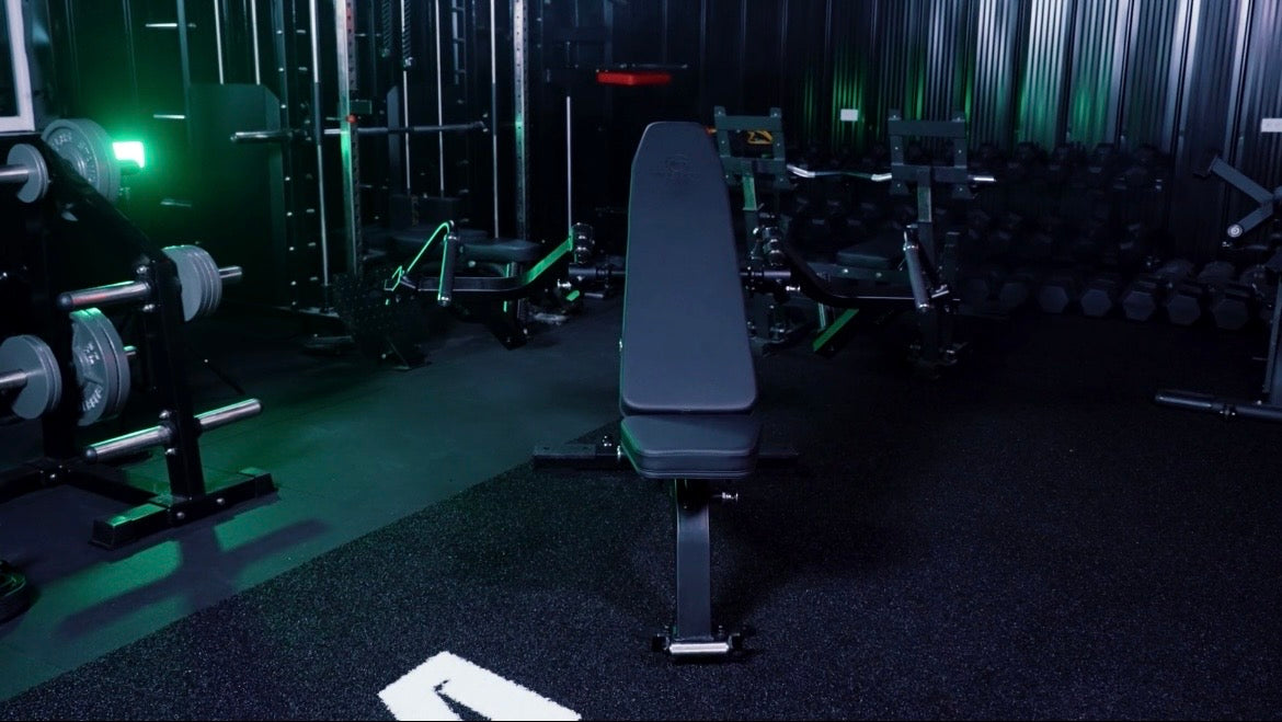 Chest Fly 2.0 – WideBodyBench